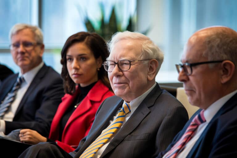 Warren Buffett's 5 Best Rules For Growing Rich From Nothing - New Trader U