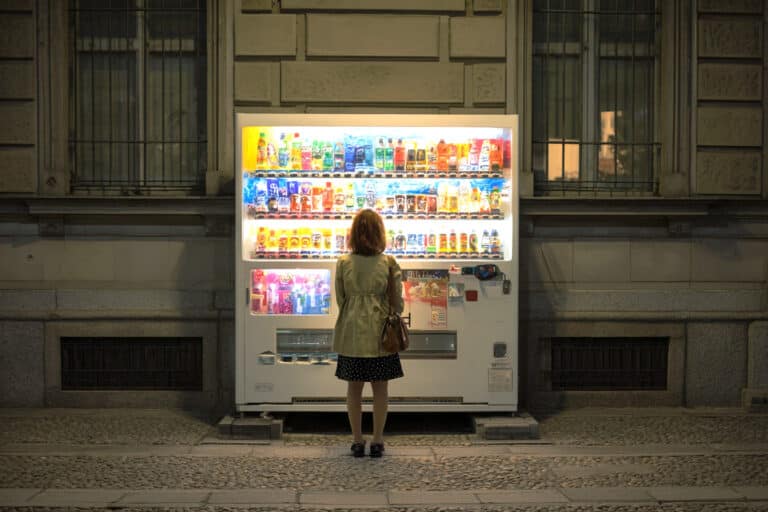 7 Proven Strategies to Maximize Profits from Your Vending Machine Side ...
