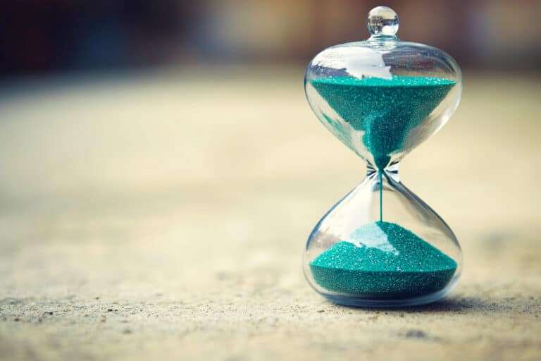 9 Rules That Turn Self-Discipline Into a Daily Habit - New Trader U