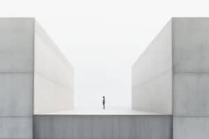 Extreme Minimalism: 3 Lessons Learned - New Trader U