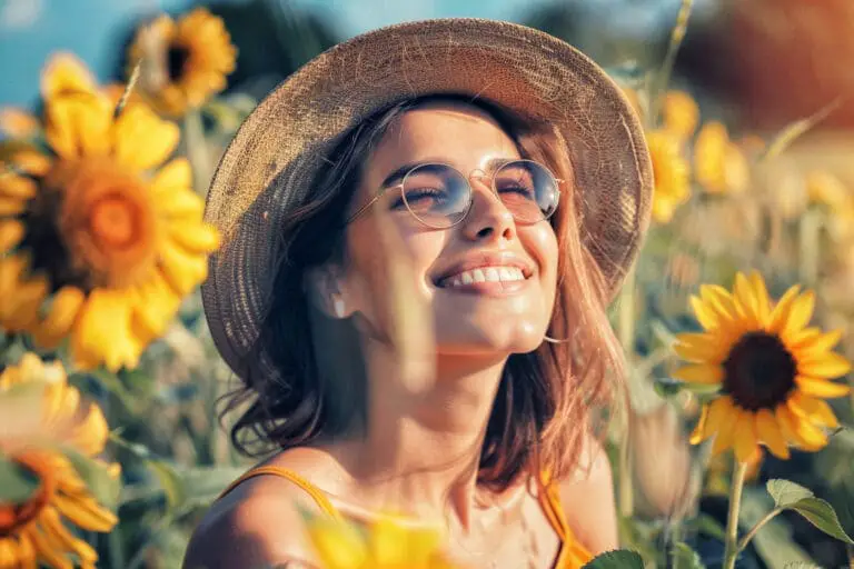 People Who Find Joy in Everyday Life Often Have These 10 Unique Traits ...